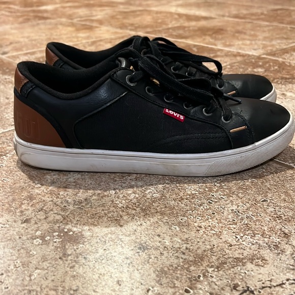 Levi's | Shoes | Levis Sneakers | Poshmark